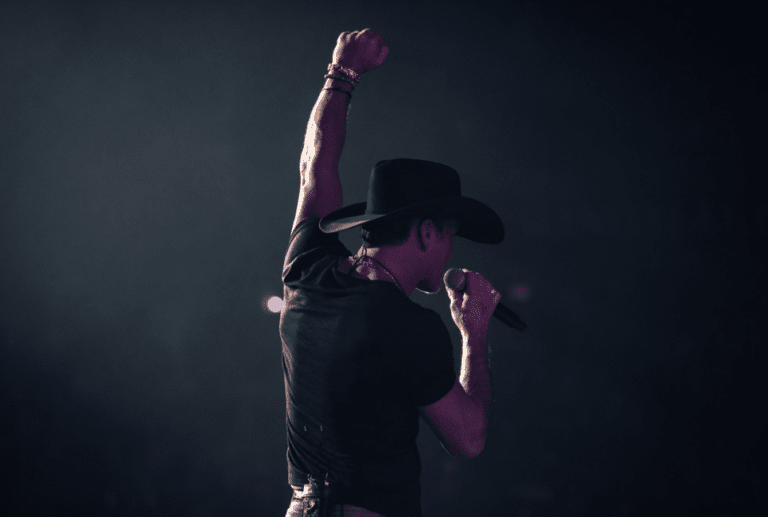 Tim McGraw Cologne Guide: Find the Cologne That is Right for You ...